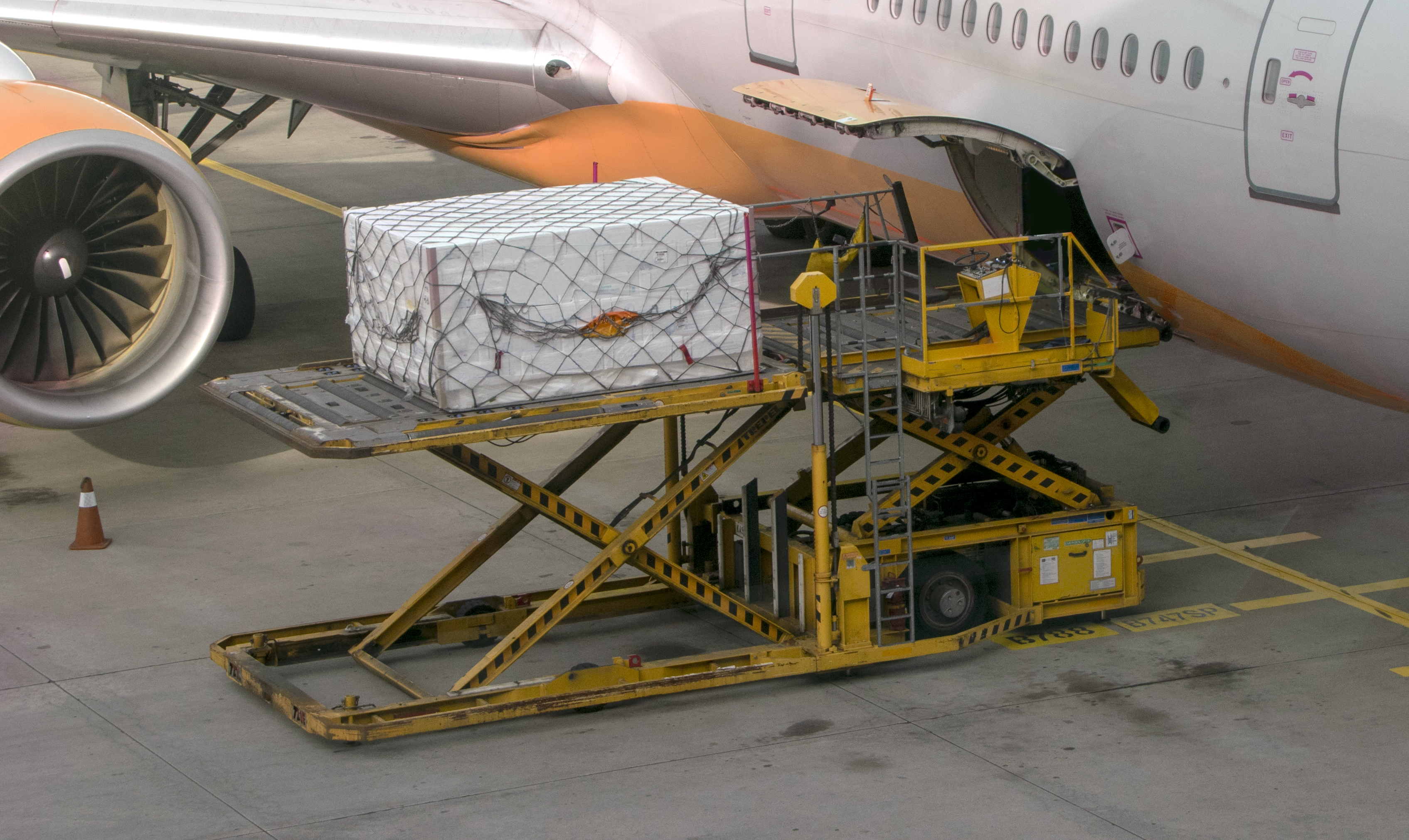Air Cargo Screening - Crane Worldwide Logistics